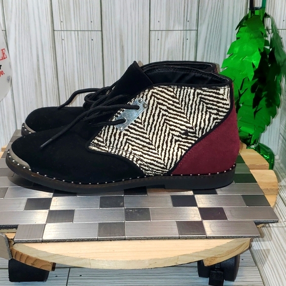 Very Volatile | Shoes | Very Volatile Los Angeles Leather Calf Hair ...